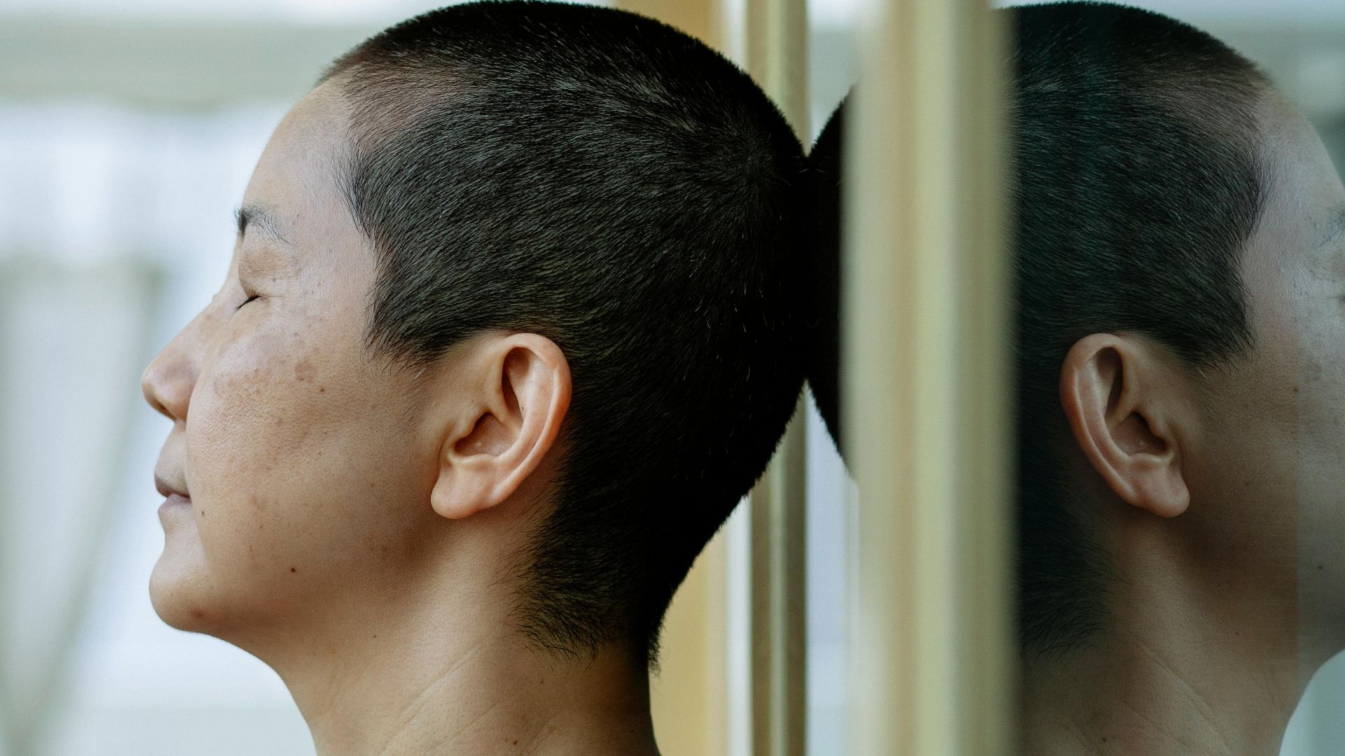 10 Leading Causes Of Hair Loss In Women & 10 Ways To Maintain Healthy ...