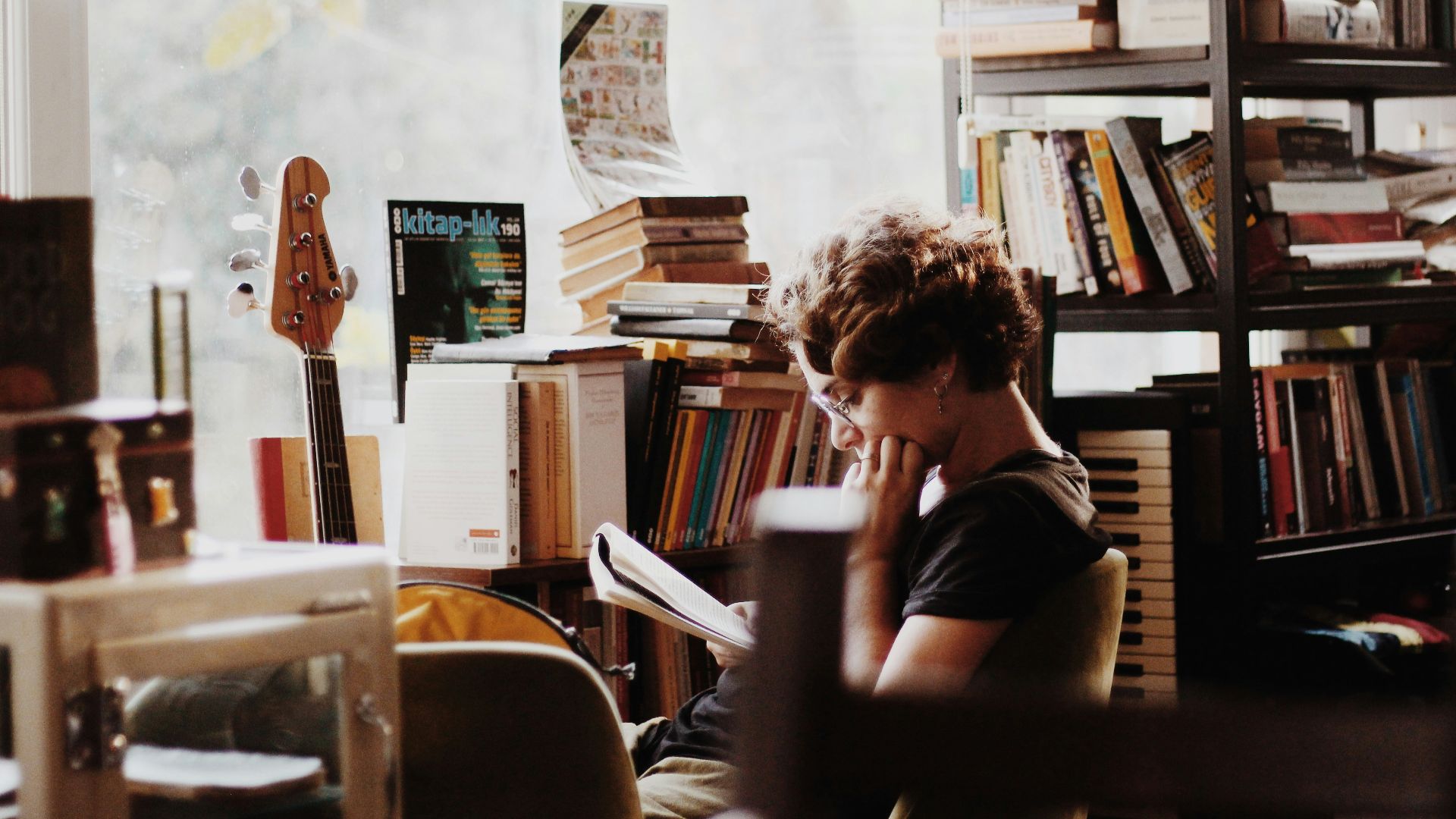 10 Benefits Of Reading & 10 Ways To Do It More Often - HealthByWealth