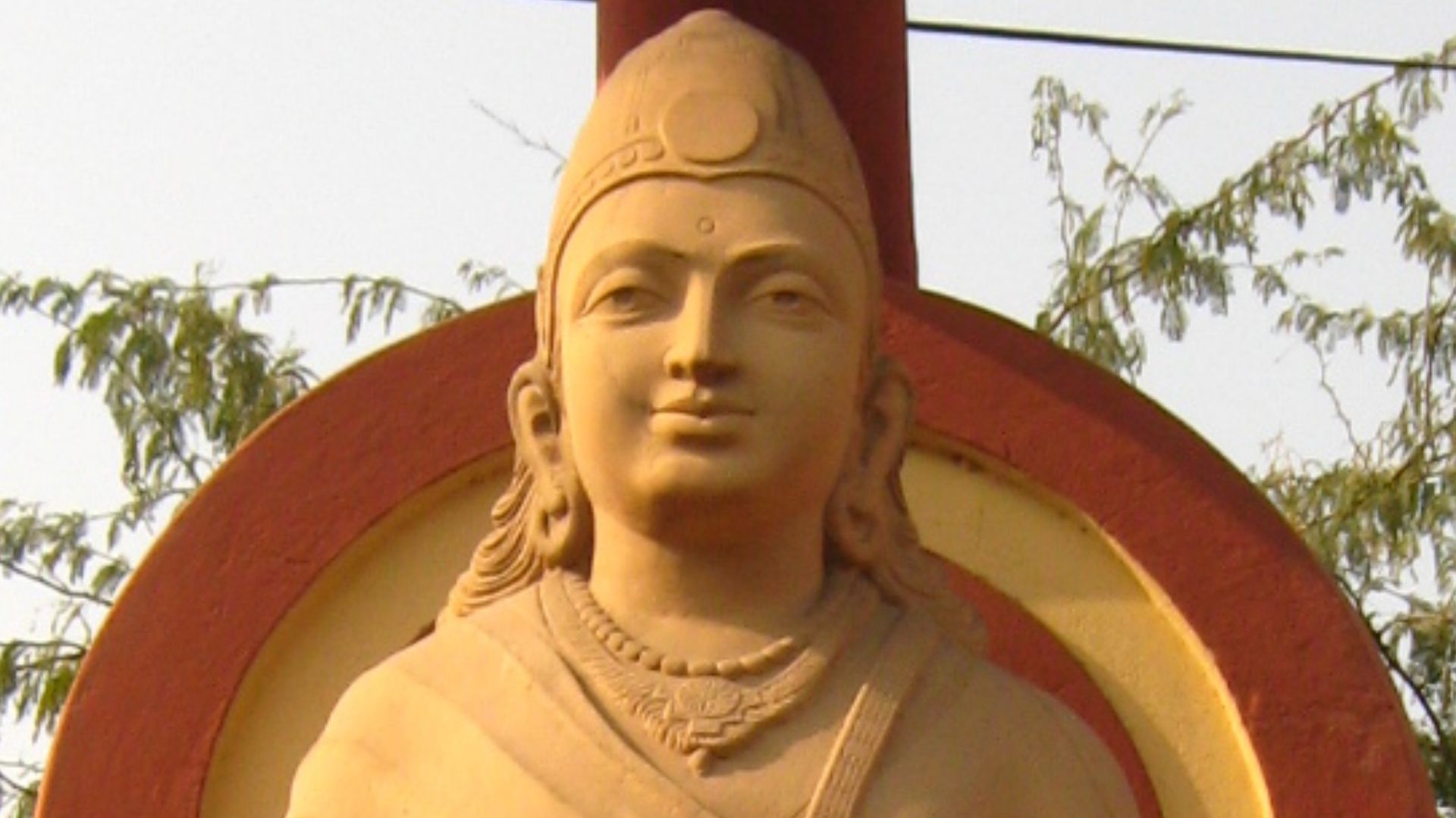 10 Kings Who Had More Than One Wife & 10 Who Stayed True To One Woman ...