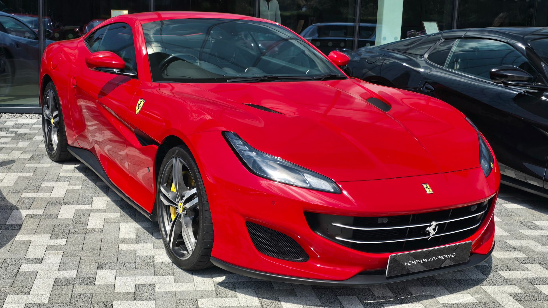 10 Sports Cars That Look Best Painted Red & 10 That Look Terrible ...