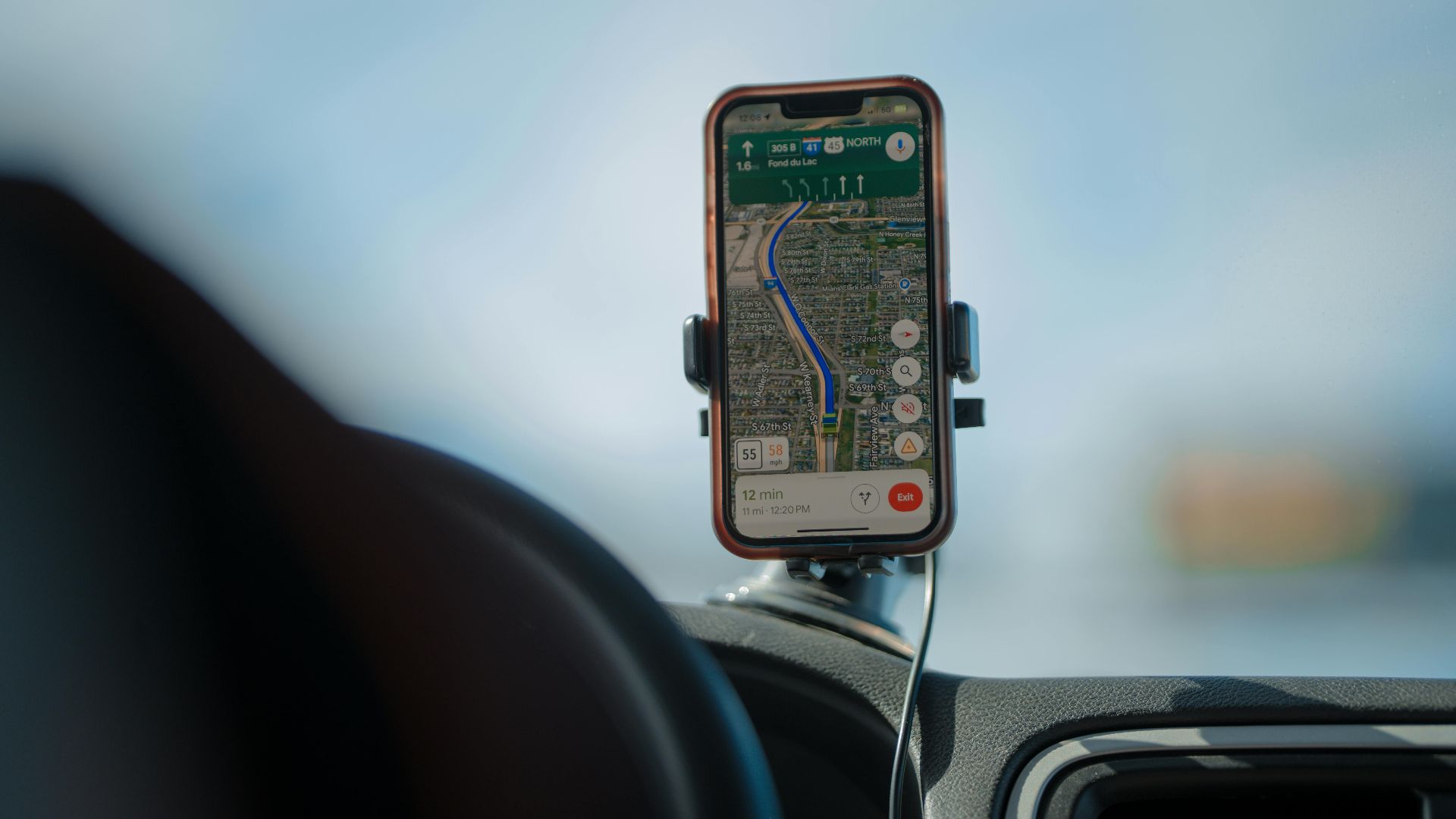 10 Car Gadgets You Actually Need & 10 That Are Completely Useless ...