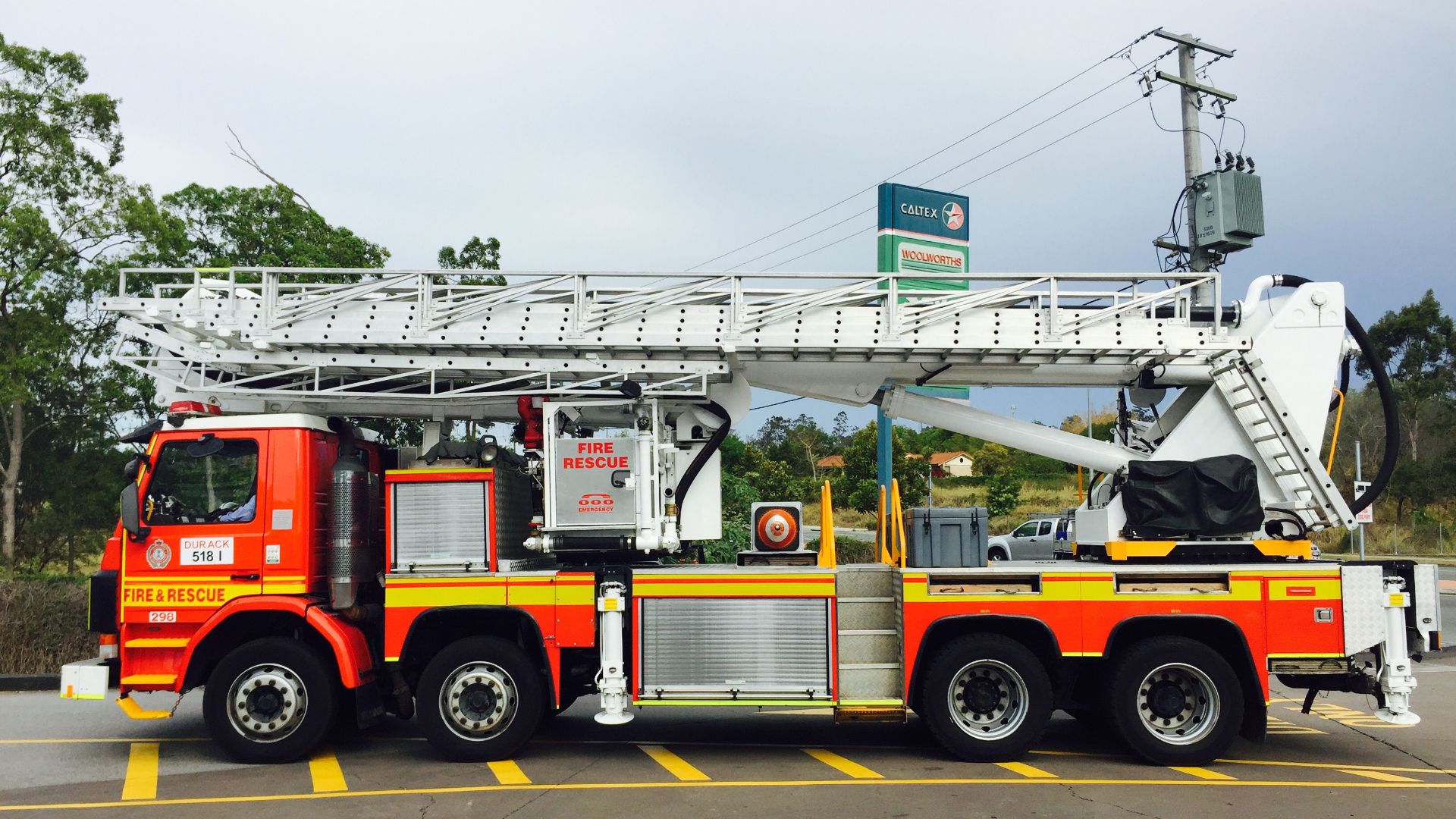 20 Surprising Features Of Firetrucks You Likely Didn't Know - MotorSearches