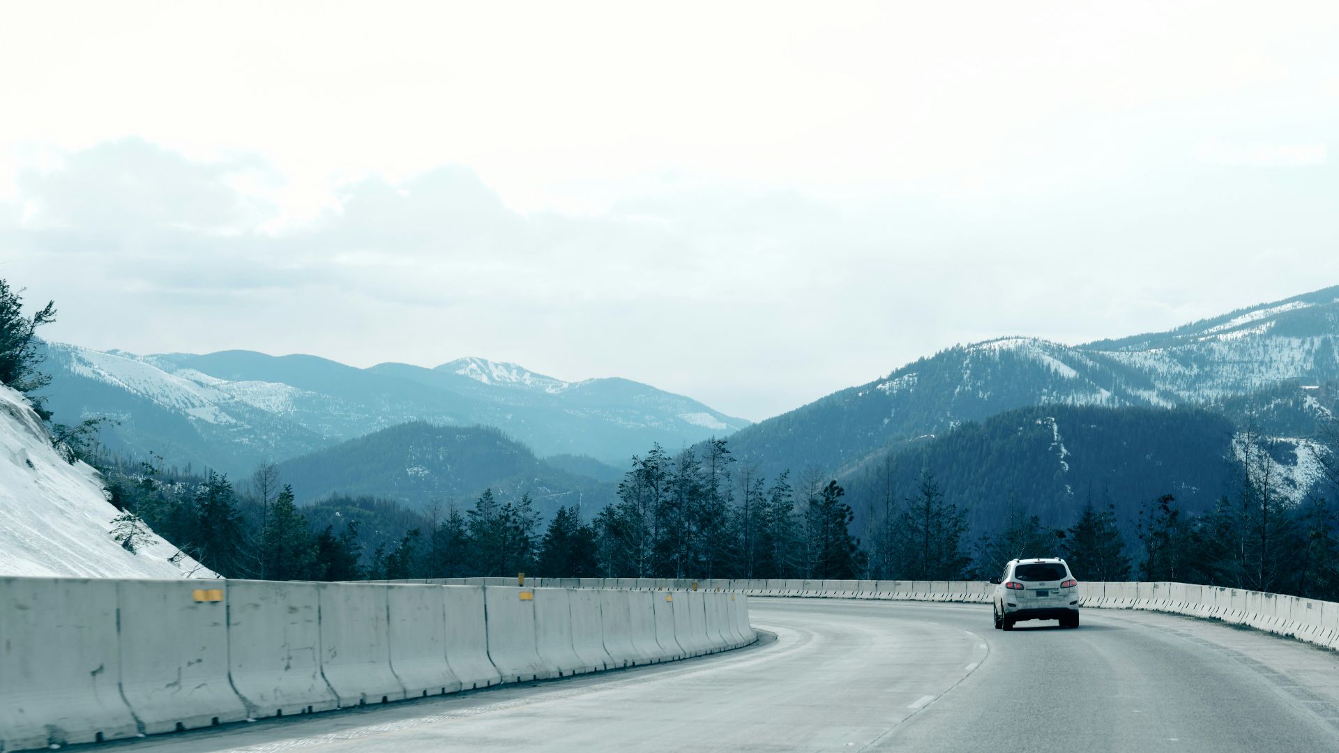 10 Famous Highways To Travel On & 10 You Can Skip - MotorSearches