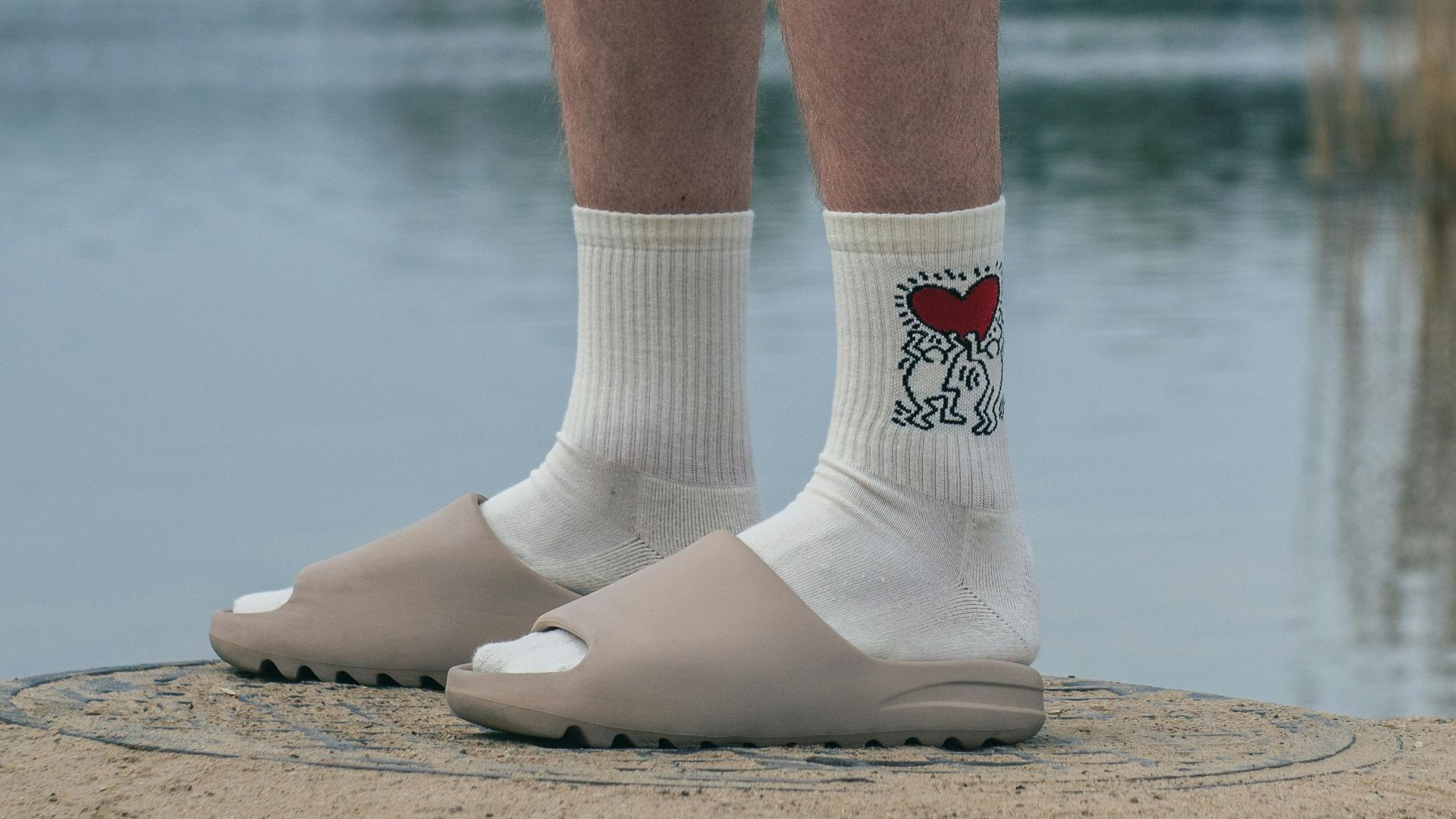 20 Low-Effort Fashion Trends That Need To End Already - SheFashionable