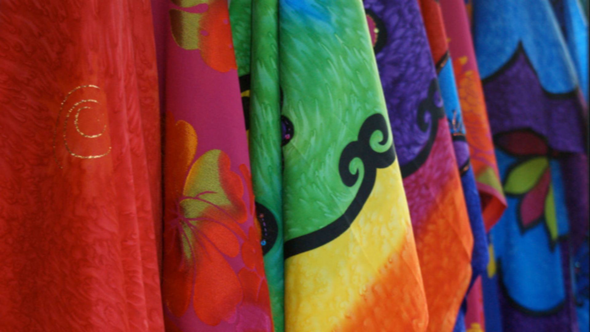 20 Beautiful National Costumes From All Over The World - SheFashionable