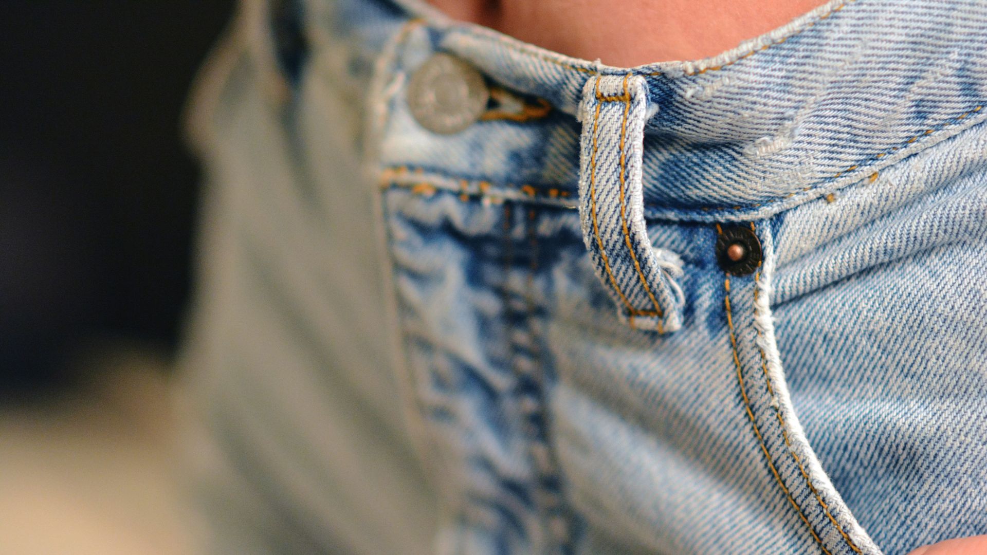 10 Reasons Low-Rise Bottoms Rule & 10 Why High-Waisted Is Still Better - SheFashionable