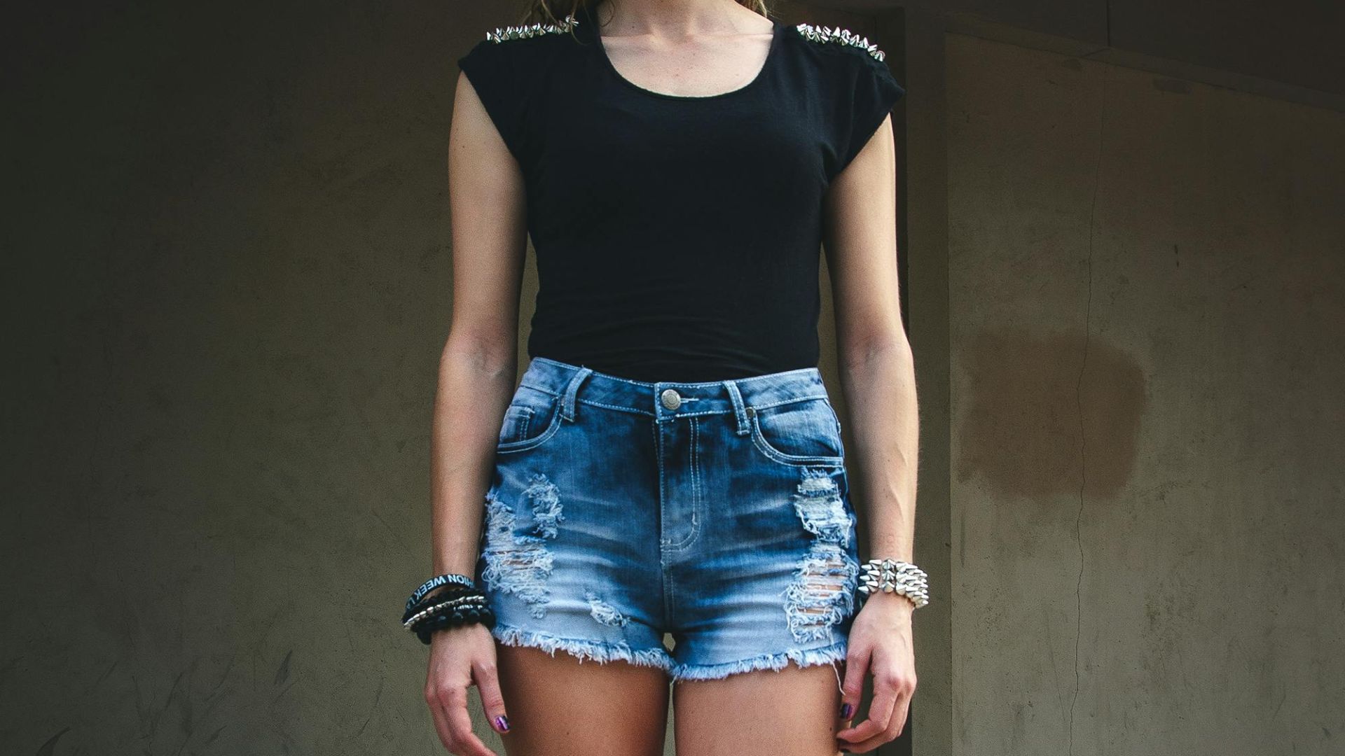 10 Things You Don't Want To Wear While Gardening & 10 You Should ...