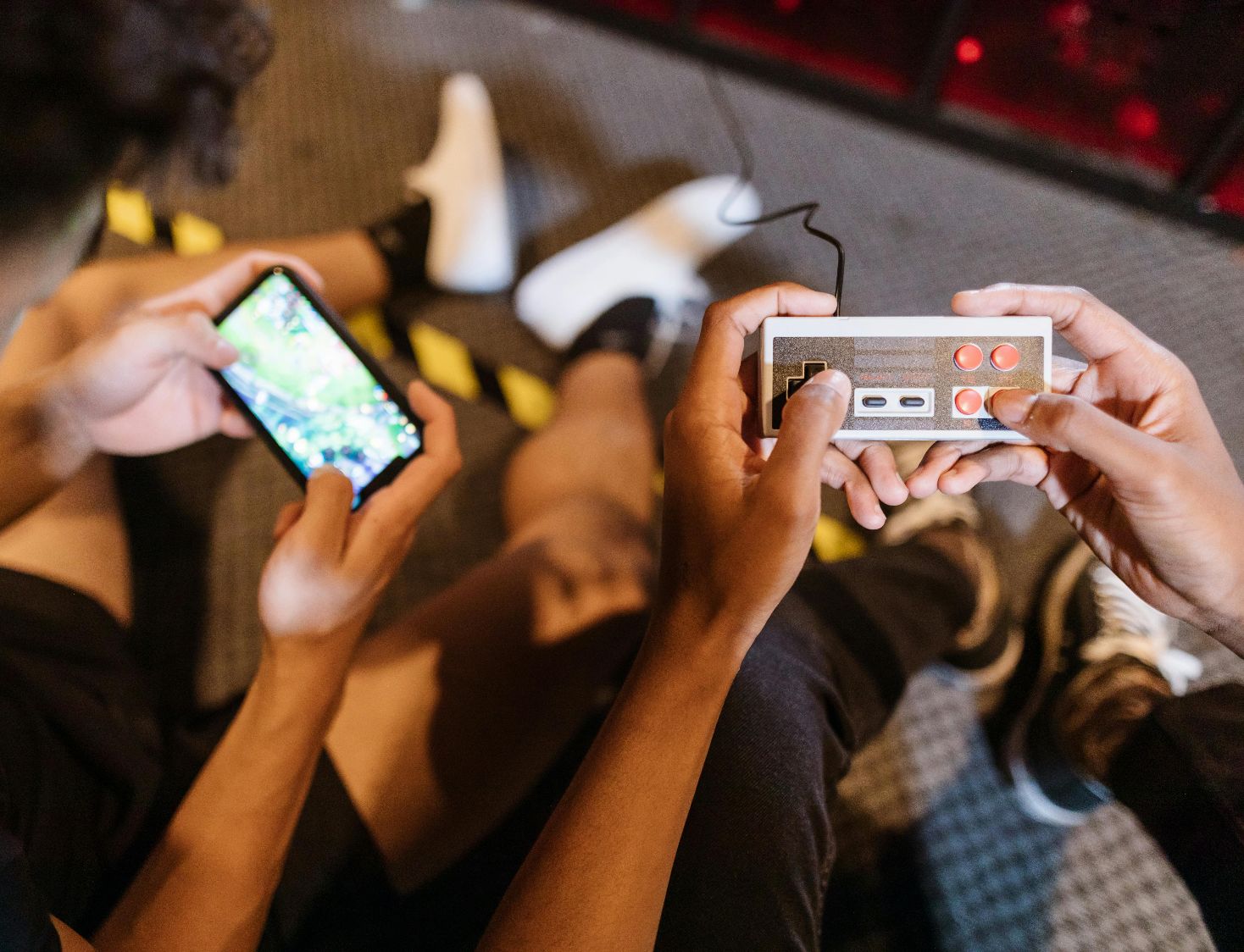 10 Reasons Why Gen Zs Loves Retro Tech & Their 10 Favorite Items ...