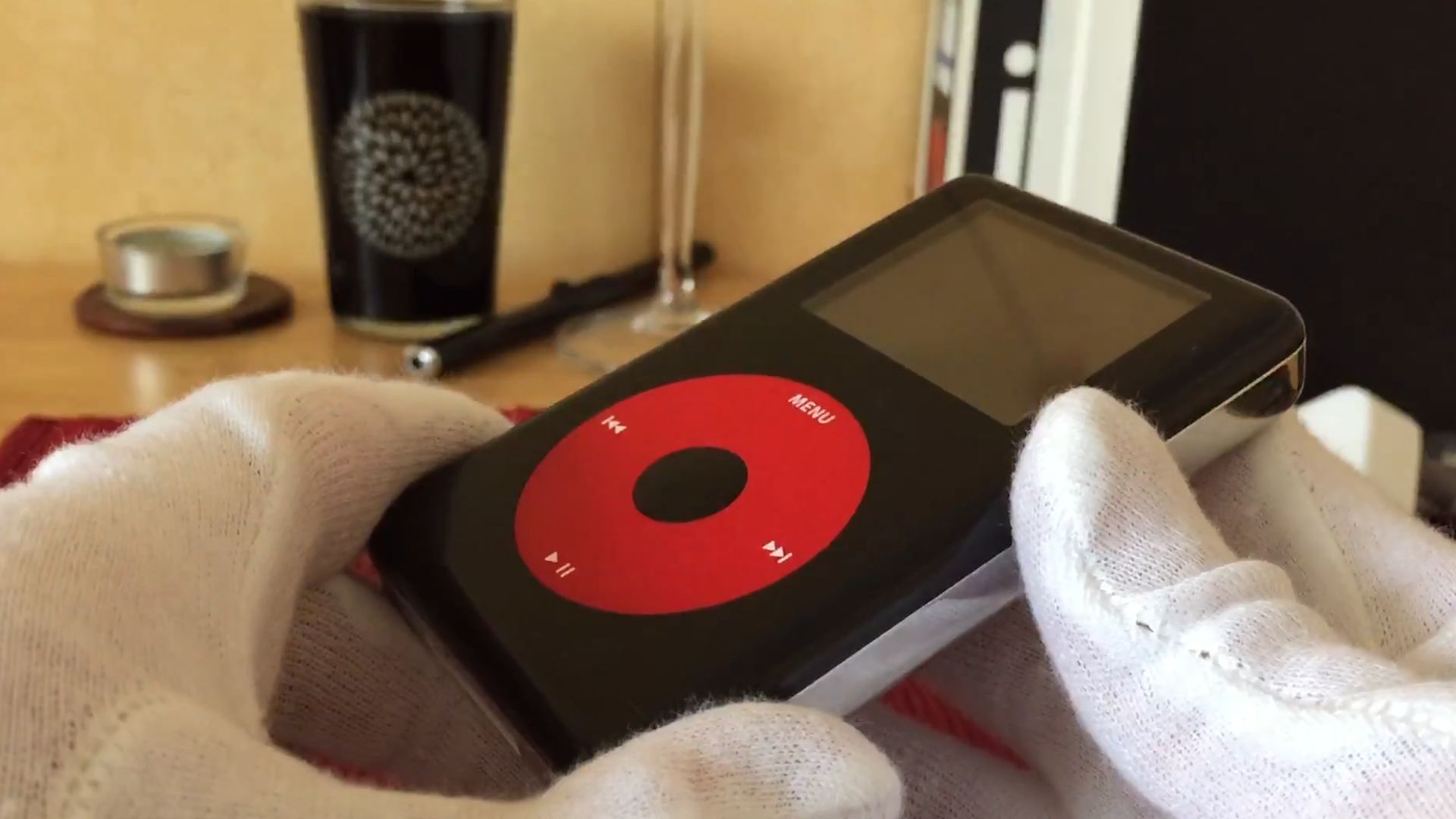 The 10 Worst iPod Models & The 10 Best - TheSavvyGamer