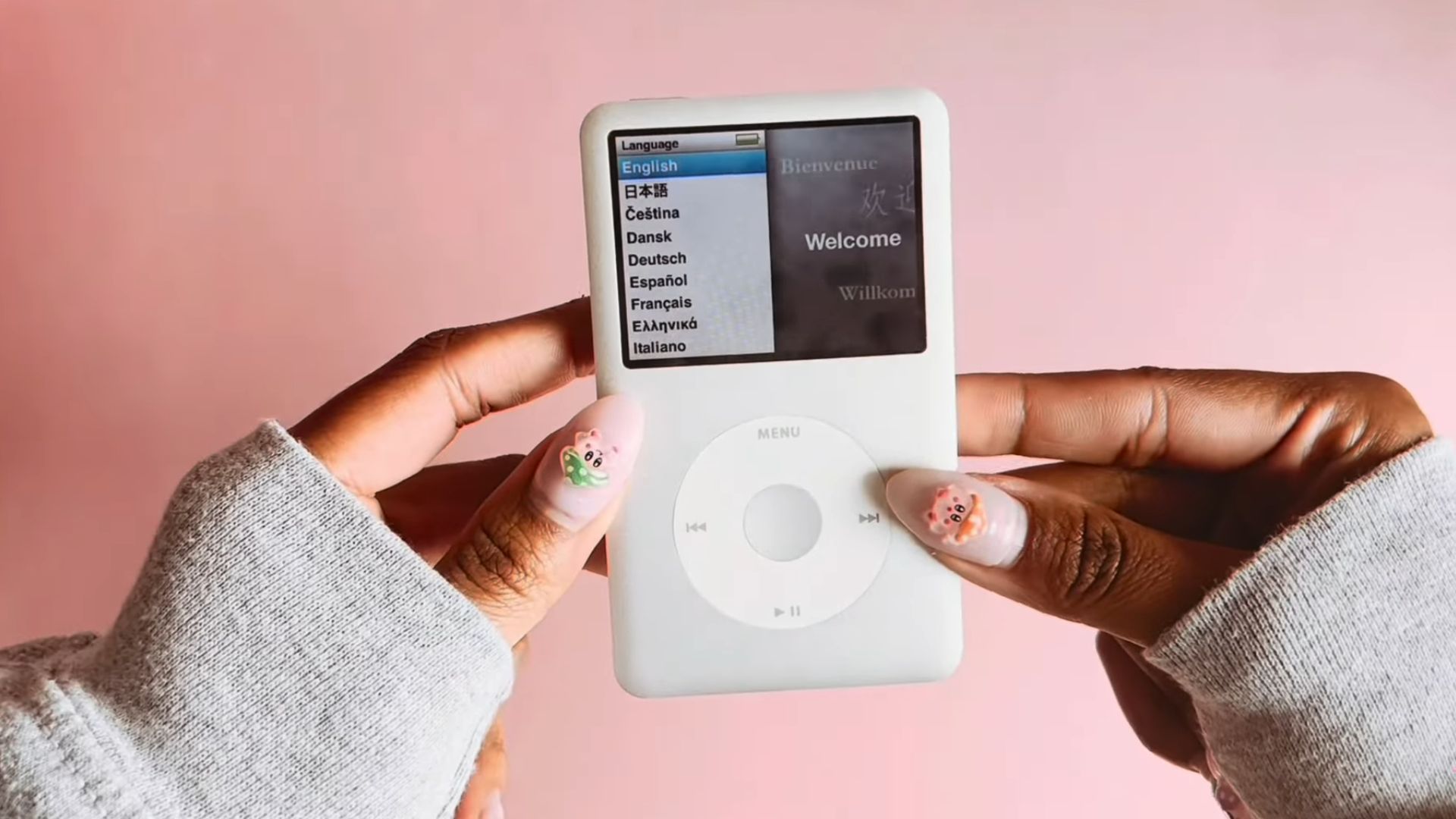 The 10 Worst iPod Models & The 10 Best - TheSavvyGamer