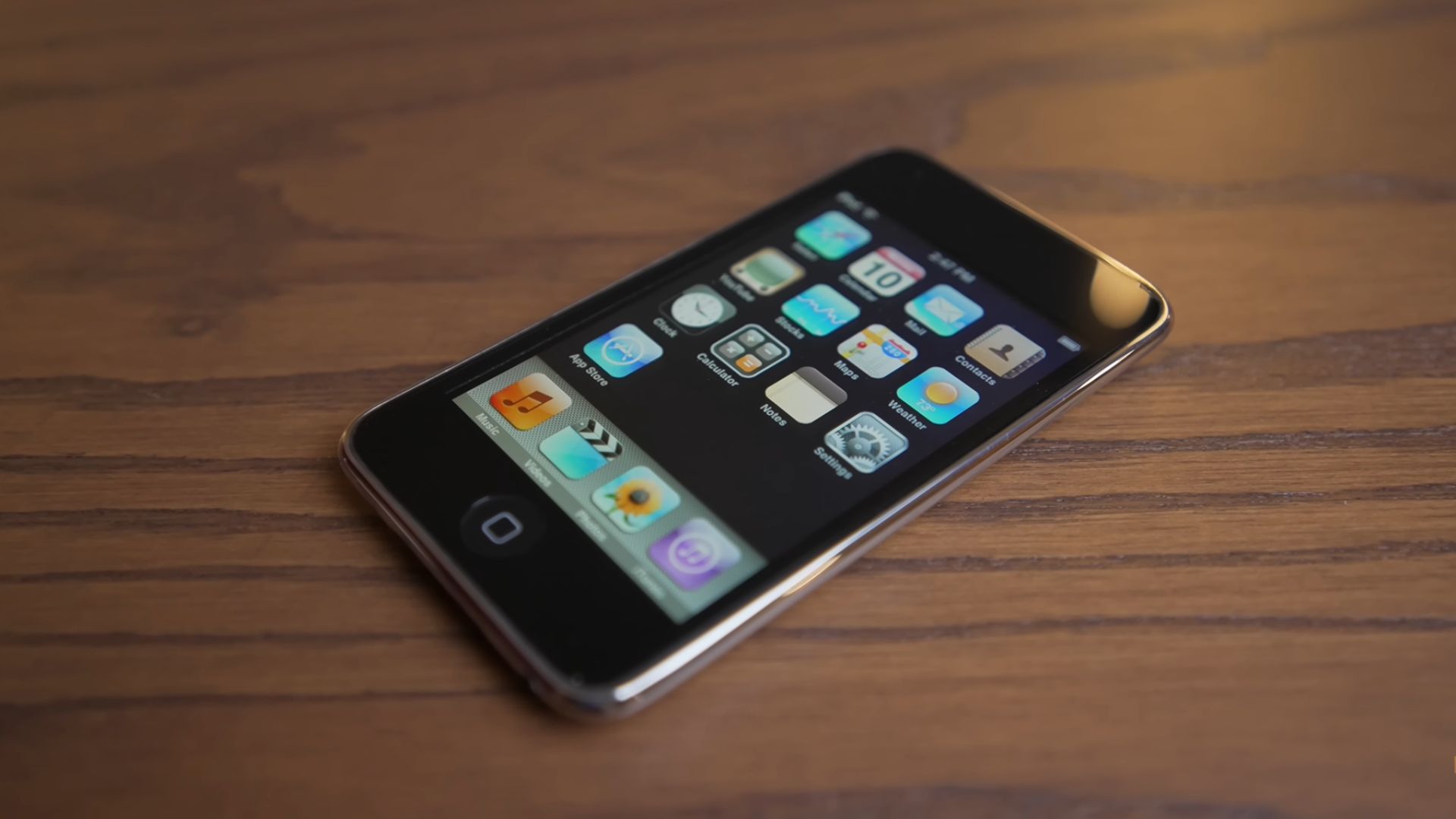 The 10 Worst iPod Models & The 10 Best - TheSavvyGamer