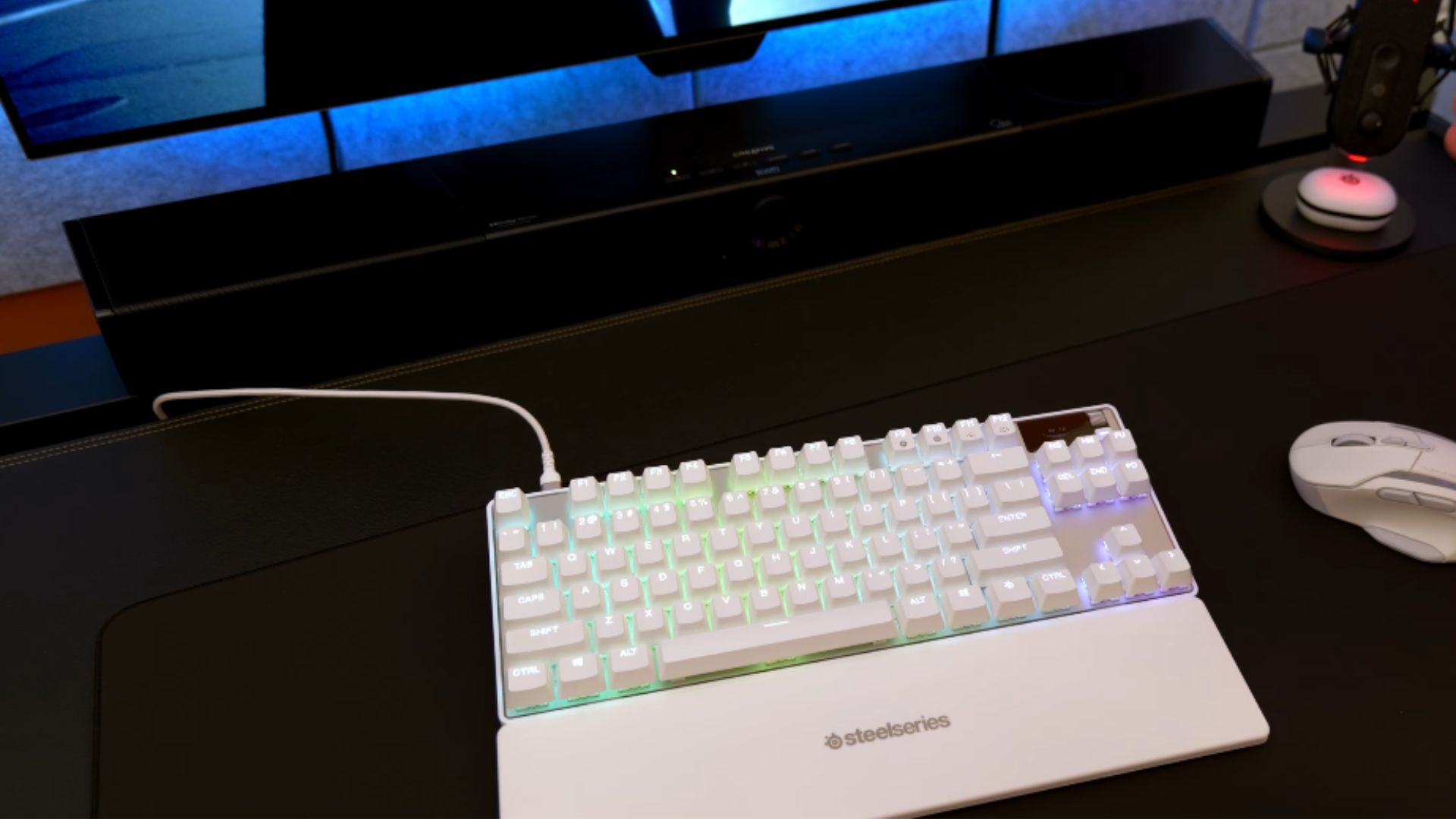 The 10 Worst Gaming Keyboards Not Worth Your Money & 10 That Are ...