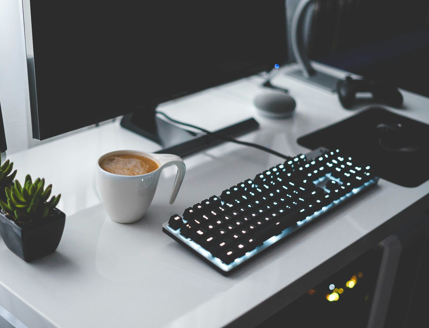 The 10 Worst Gaming Keyboards Not Worth Your Money & 10 That Are ...