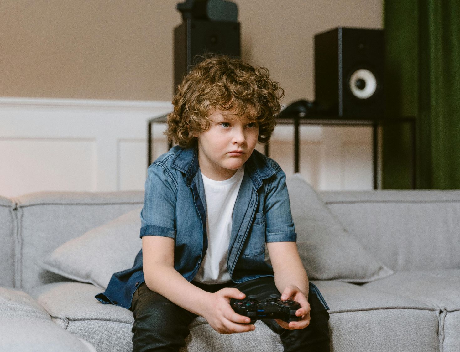 20 Games With Mediocre Reviews That Fans Loved - TheSavvyGamer