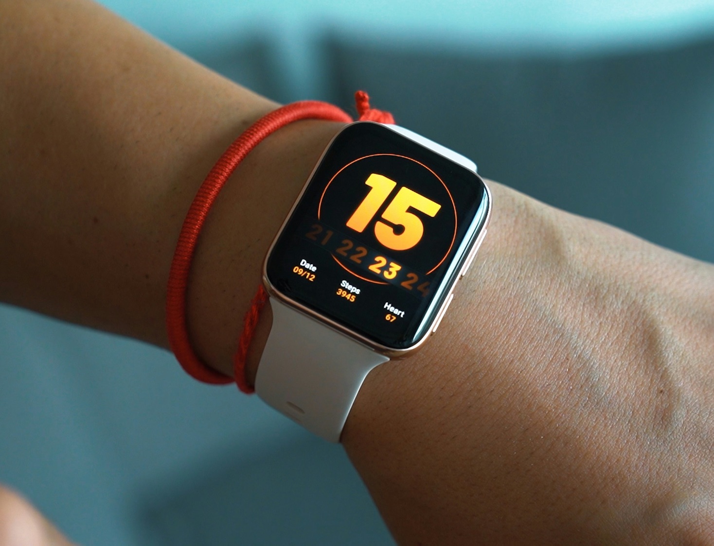 Smartwatches: 10 Ways They're Useless & 10 Things They're Useful For ...