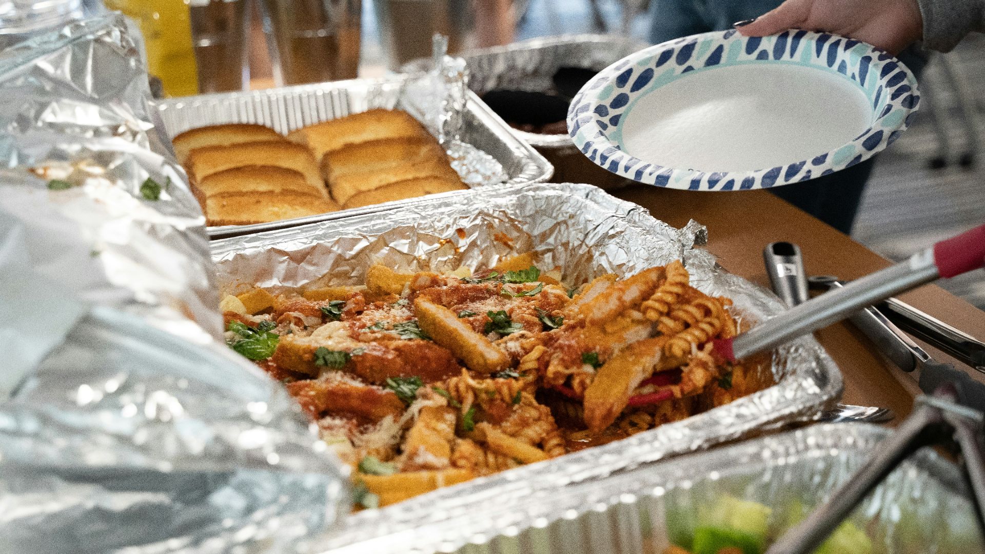 10 Disappointing Foods To Avoid On A Cruise & 10 To Indulge In ...