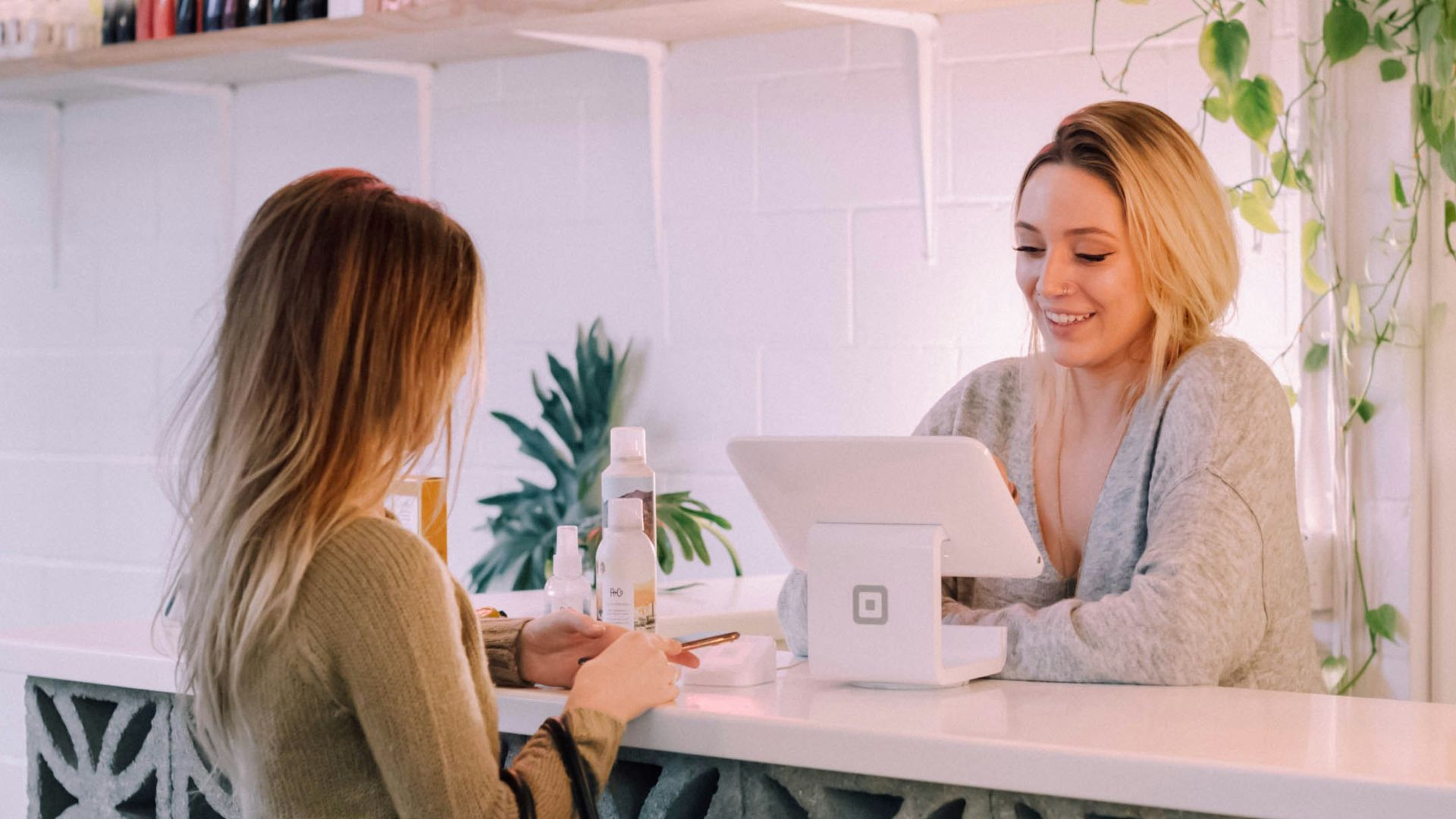 10 Things That Drain Introverts & 10 That Boost Their Energy - TheZenParent