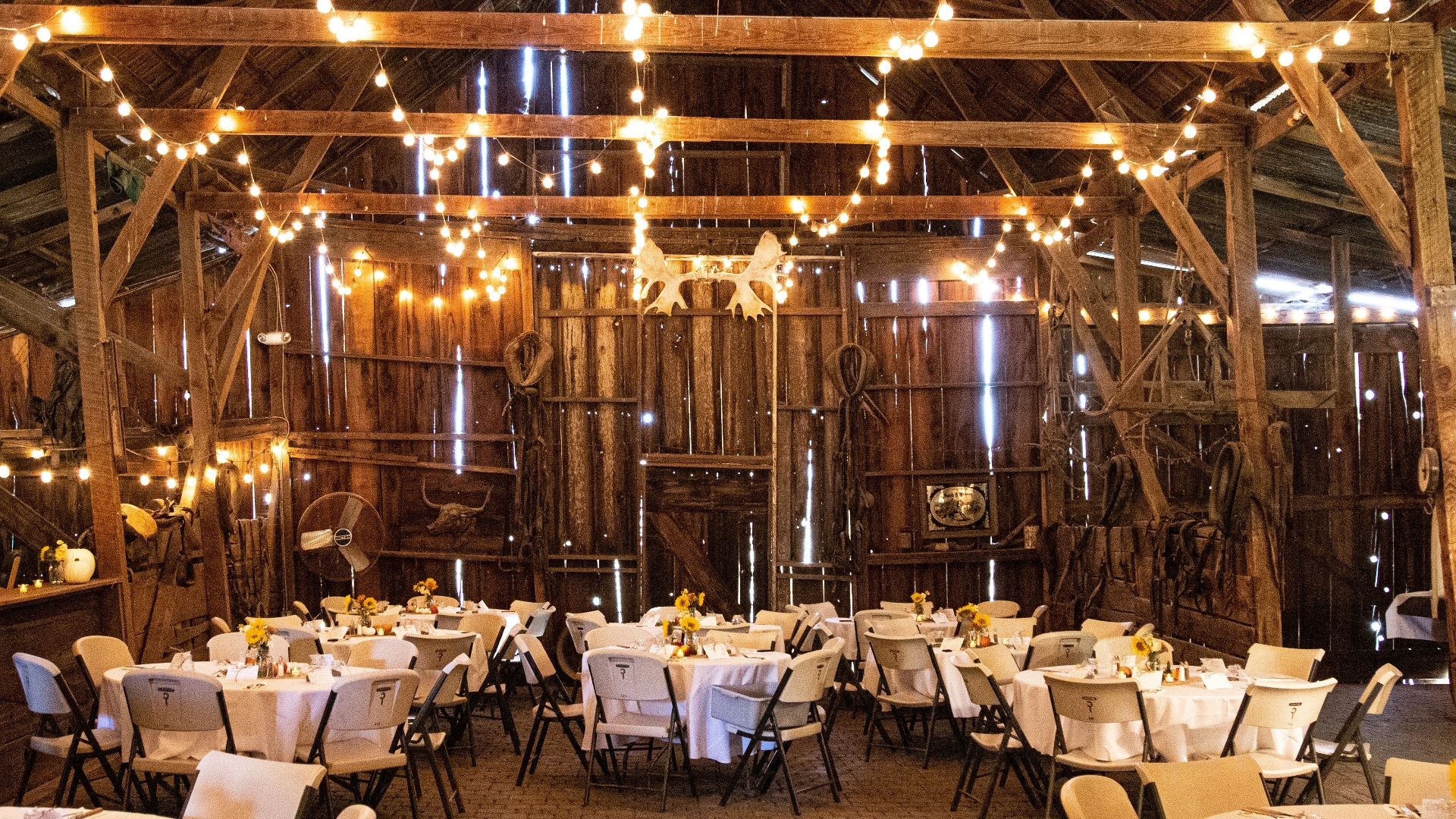 Tacky Or True: 10 Cliché Wedding Themes & 10 Classic Ones - TheZenParent