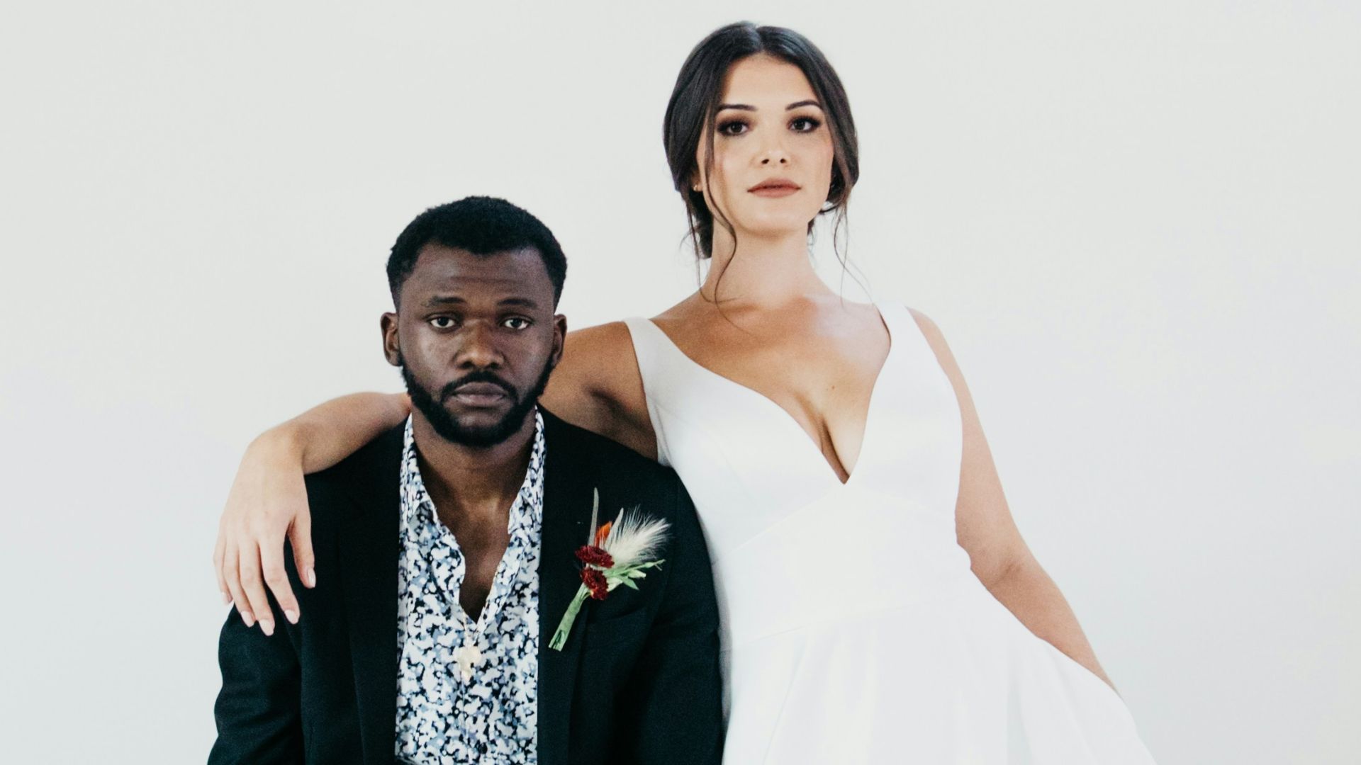 Tacky Or True: 10 Cliché Wedding Themes & 10 Classic Ones - TheZenParent