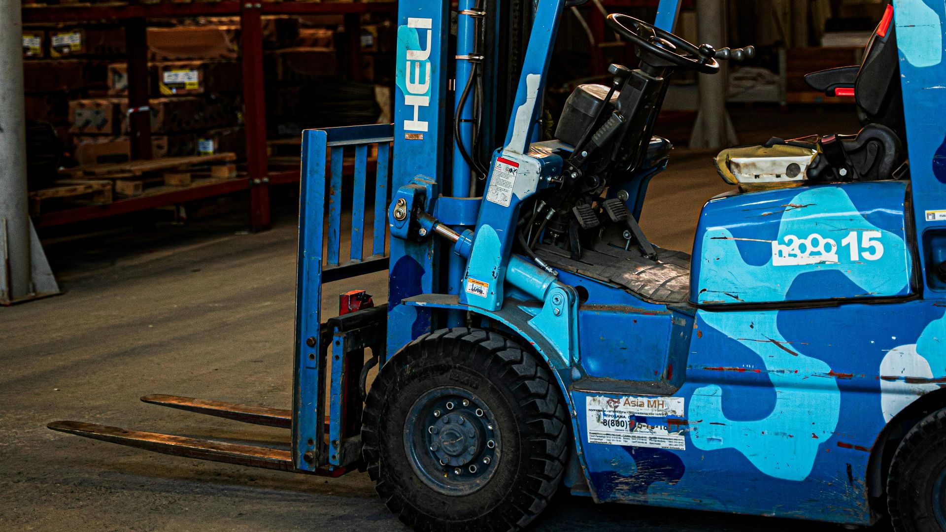 10 Common Causes Of Forklift Injuries & 10 Safety Strategies ...